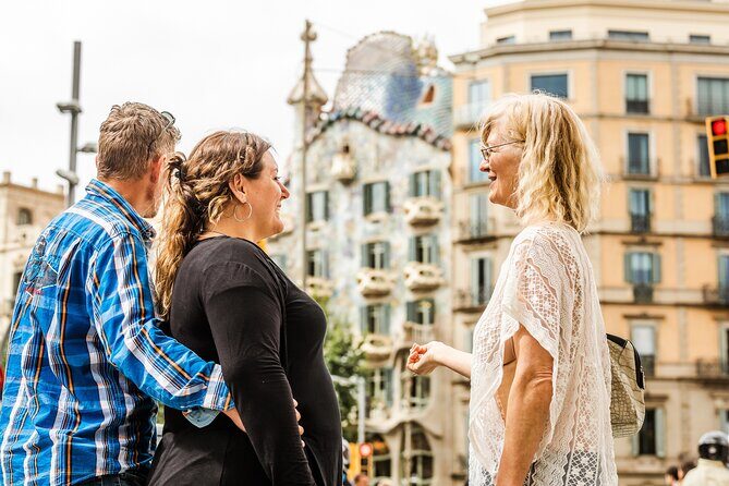 Full Day In Barcelona With A Local: Private & 100% Personalized - Key Points