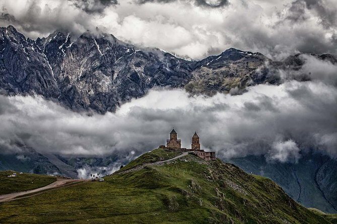 Full Day Kazbegi, Ananuri, Jinvali, Gudauri and Gergeti Private Tour - Key Points