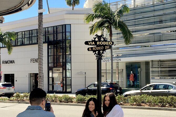 Full-Day LA Iconic Sites Tour From Hollywood with Six Stops - A Deep Dive into the Itinerary