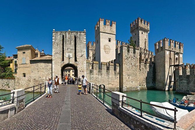 Full-Day Lake Garda and Desenzano del Garda from Milan - small group tour - Key Points