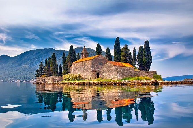 Full-Day Montenegro Private Tour from Dubrovnik - Key Points