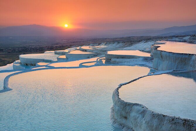 Full Day Pamukkale Guided Tour From Izmir With Lunch - A Deep Dive Into the Tour Experience