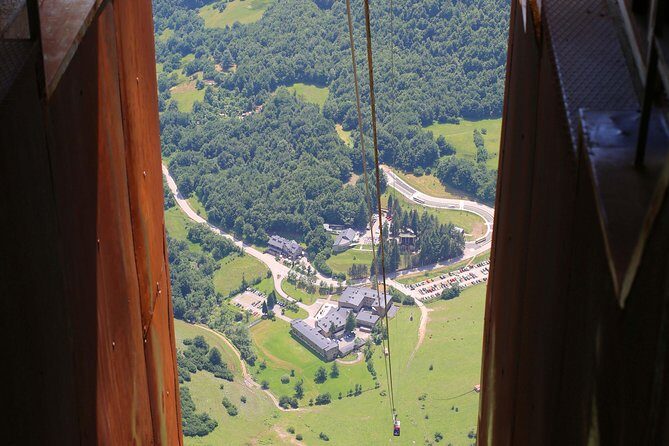 Full Day Private 4WD Tour from Bilbao to Picos de Europa. Fine meals. - Exploring the Itinerary in Depth