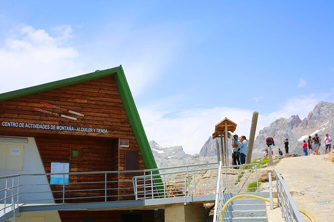 Full Day Private 4WD Tour from Bilbao to Picos de Europa. Fine meals. - How the Experience Comes Together