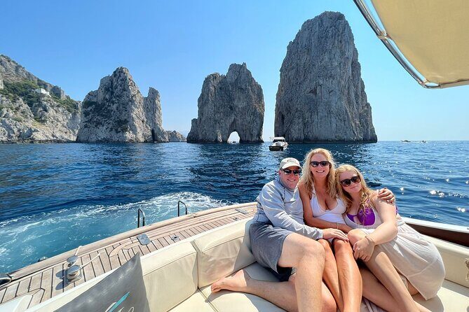 Full Day Private Boat Tour to Capri from Sorrento Coast - Key Points