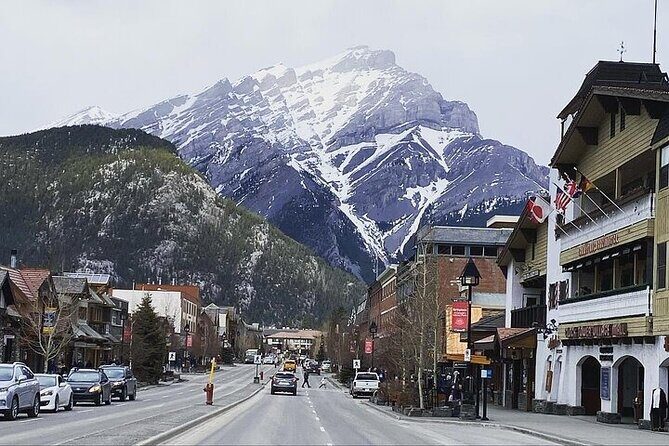Full Day Private Luxury SUV Tour in Banff - The Comfort and Convenience of a Private Luxury SUV