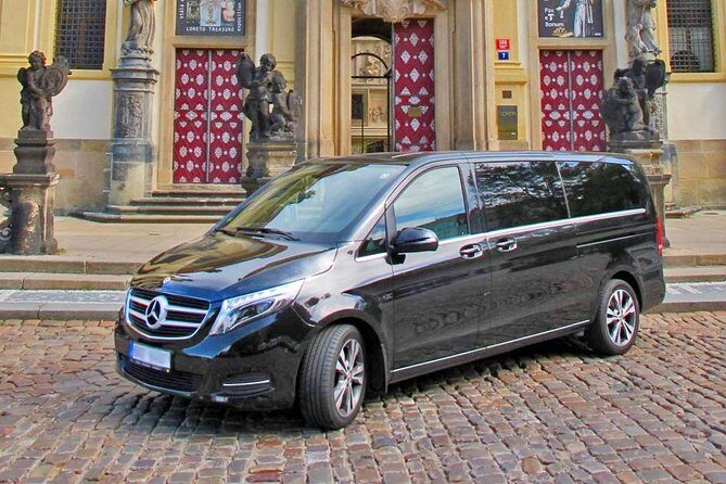 Full-Day Private Prague City tour: Prague Castle and Vltava River Cruise - Who Will Love This Tour?