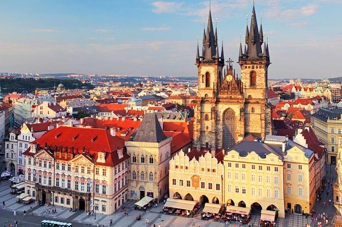Full-Day Private Prague City tour: Prague Castle and Vltava River Cruise - FAQ