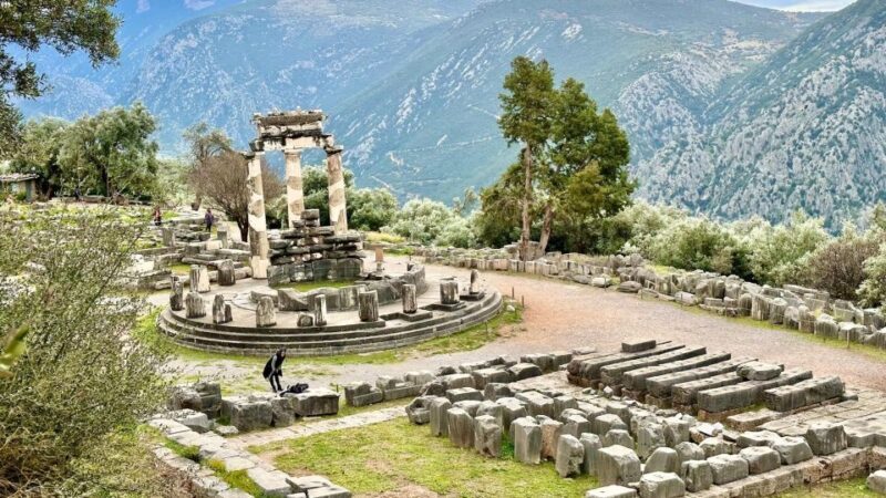 Full Day Private Tour Delphi Navel Of Earth Hosios Loukas - The Return Journey