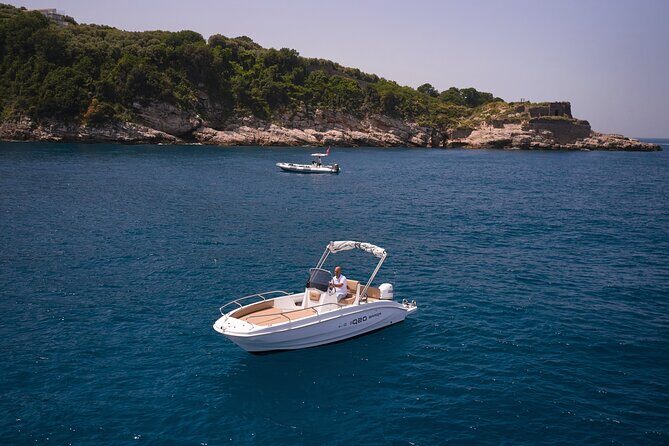 Full Day Private Tour from Sorrento to Capri by speedboat - FAQ