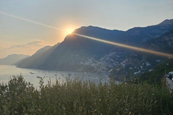 Full Day Private Tour in Amalfi Coast from Rome - The Transportation and Comfort Factor
