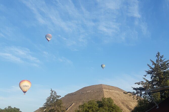 Full-Day Private Tour of Mexico City: Teotihuacan and Xochimilco - Key Points