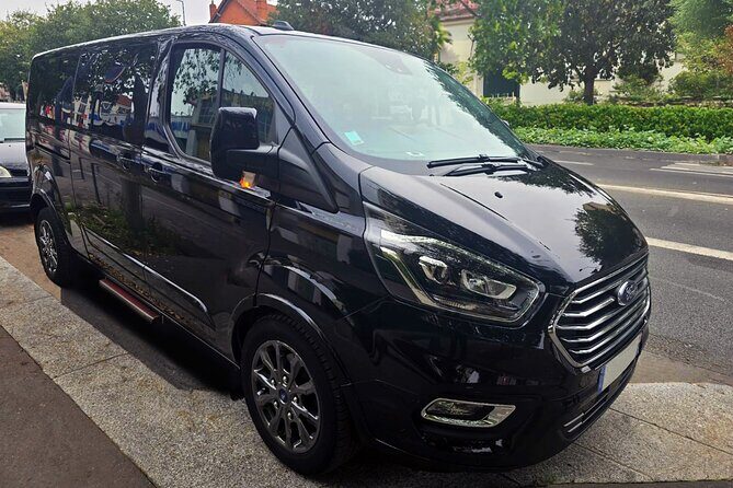 Full Day Private Tour of Paris in a Van with photoshoot included - Key Points