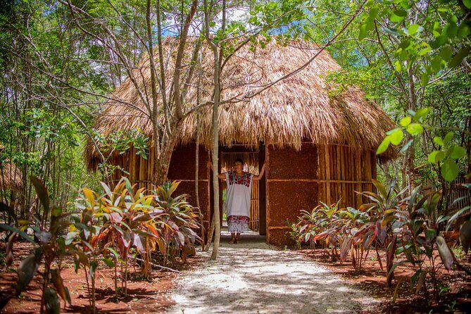 Full-Day Private Tour to Izamal, Yokdzonot and Tsukán - FAQs