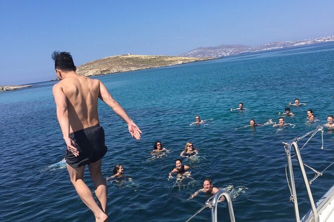 Full Day Private Yacht Cruise in Mykonos on a Ferretti Altura 52s - Who Will Love This Tour?  