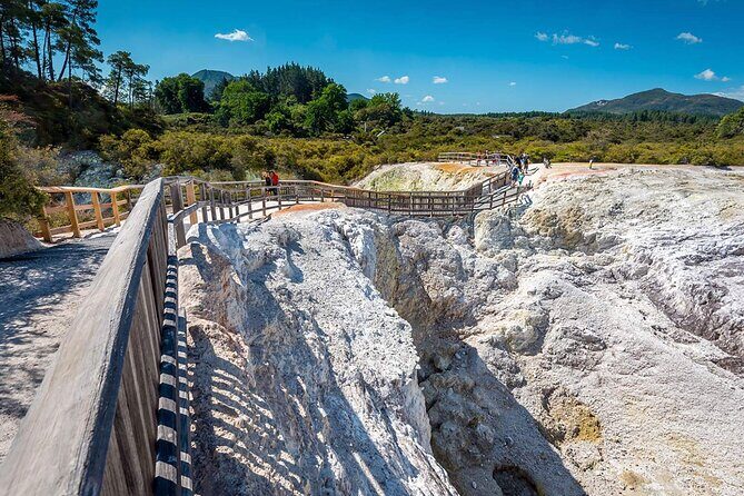 FULL DAY ROTORUA TOUR - Fully Customisable 13 hours Unlimited KMS - FAQ