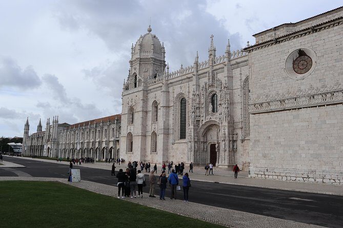 Full Day Small Group Tour in Lisbon: The Most Complete City Tour - FAQs