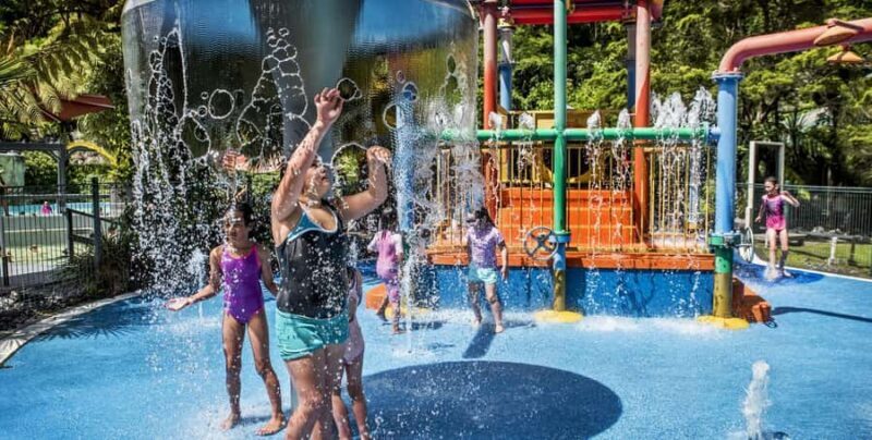 Full-Day Tour: Huka Falls, Hot Springs & Hobbiton Movie Set - Who is This Tour Best For?