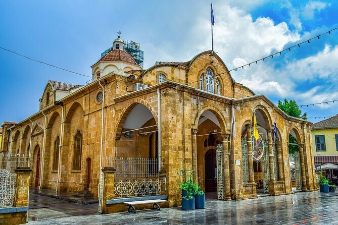 Full Day Tour in Nicosia: Split in Two - An Overview of the Nicosia Experience