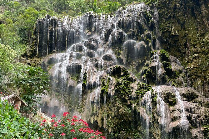 Full Day Tour in Tolantongo from Queretaro - The Experience and the Guides