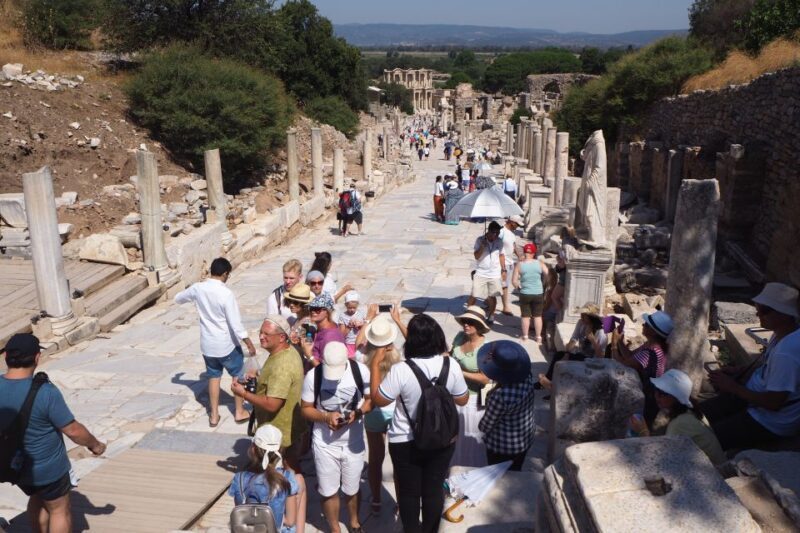 Full-Day Tour of Ancient Ruins in Ephesus from Izmir - The Full Experience: What to Expect on the Tour
