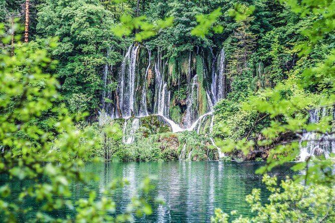 Full-Day Tour of Plitvice Lakes National Park from Zadar - Key Points