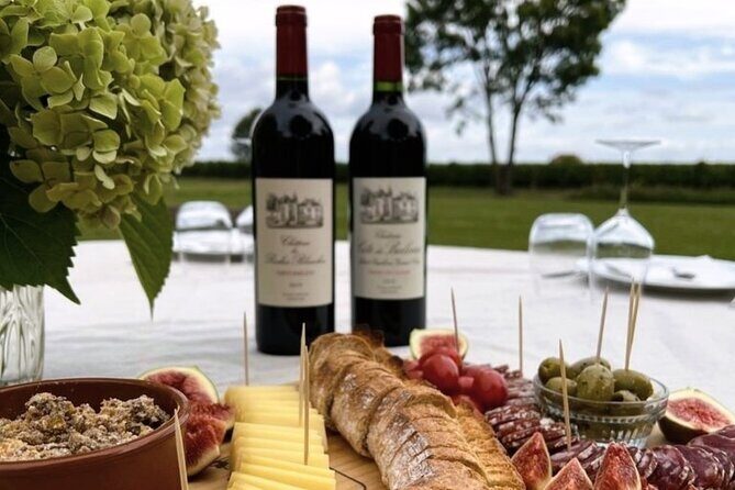 Full Day Tour Saint Emilion with lunch two Chateaux and Village - Key Points  