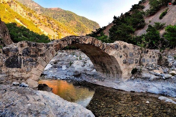 Full Day Tour Samaria Gorge From Rethymno - The Practical Side: Transportation & Timing