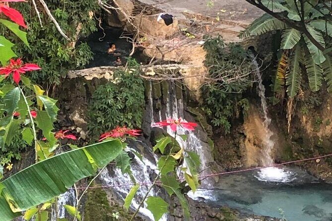 Full-Day Tour to Tolantongo Hot Springs from Ciudad de Mexico - Who Should Consider This Tour?