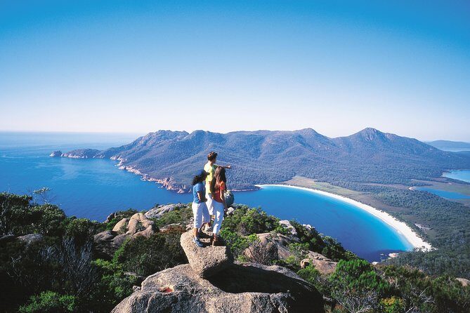 Full-Day Tour to Wineglass Bay from Hobart - Morning Kickoff: Scenic Drive and First Stops