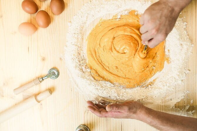 Full-Day Tuscany Castles Tour with Wine Tasting from Florence - Who Is This Tour Best Suited For?