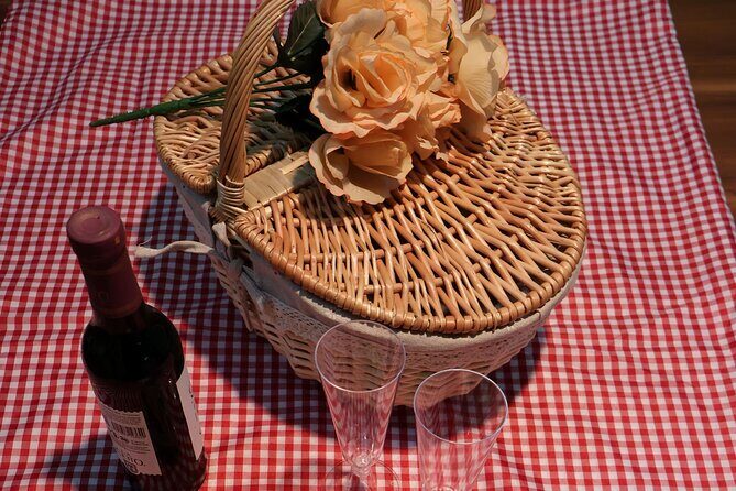 Full Package Picnic Basket in Mexico City - FAQs