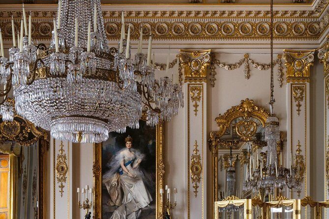 Full Royal Tour: Royal London & Buckingham Palace Tour - The Sum Up
