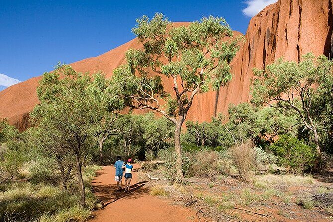 Full Uluru Base Walk at Sunrise Including breakfast - Who Should Consider This Tour?
