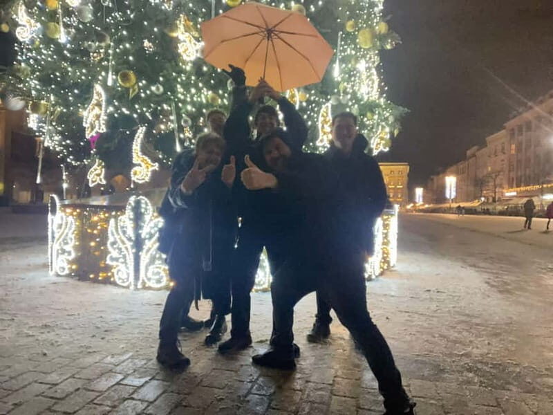 Fun Explorers Pub Crawl with free welcome shots and free ent - Who Will Love This Experience?