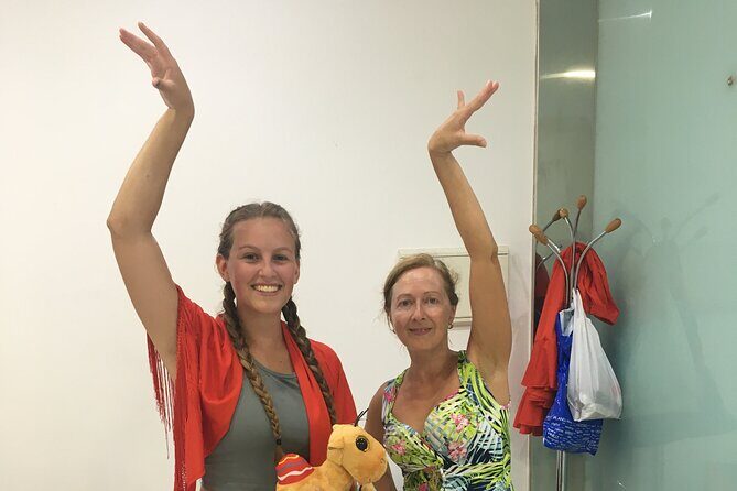 Fun, fast, flamenco: learn to dance flamenco rumba in 45 minutes - Who Is This Tour Best For?