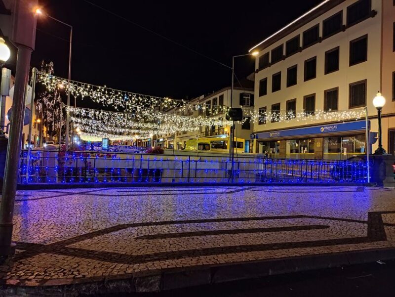Funchal: Christmas Lights Sightseeing Night Tour - FAQ