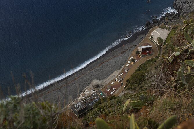 Funchal highlights 5h Private Tour in Madeira - Miradouro Eira do Serrado - 45 Minutes