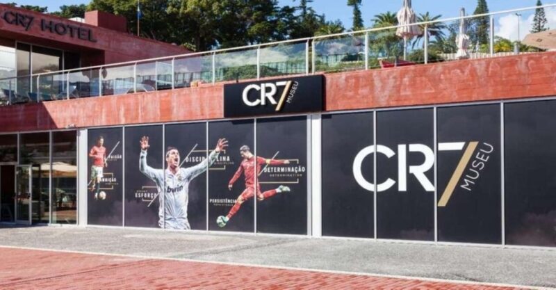 Funchal: Old Town Tuk Tuk Tour with Drop-Off at CR7 Museum - Key Points