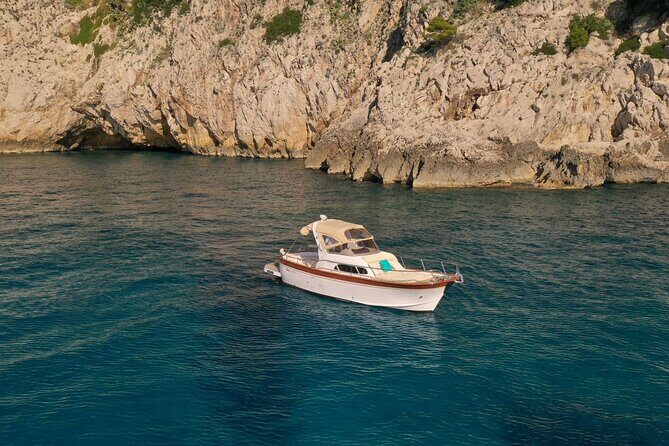 Futura Capri/Amalfi Private Boat Tour - Grottos' Visit - An In-Depth Look at the Tour Itinerary