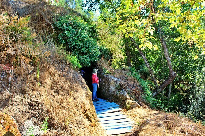 Gaios Trail and Penedo C'Abana Viewpoint, Coimbra - FAQ