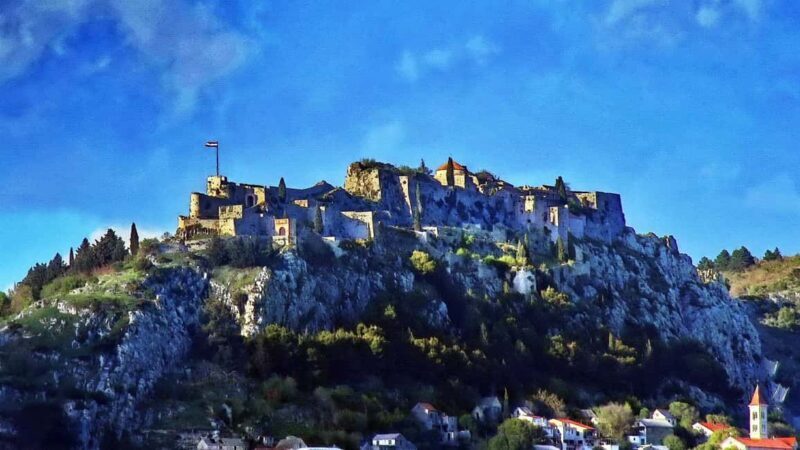 Game of Thrones Klis Fortress + Ethno Village in 8 languages - An In-Depth Look at the Itinerary