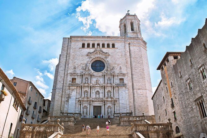 Game of Thrones: Medieval Girona Private Tour with Hotel pick-up - Iconic filming locations and scenic viewpoints