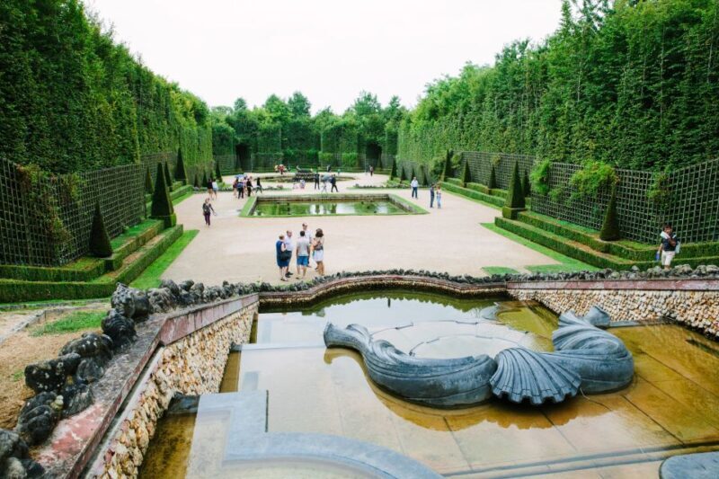 Gardens of Versailles Walking Tour & Palace Entry - Key Points