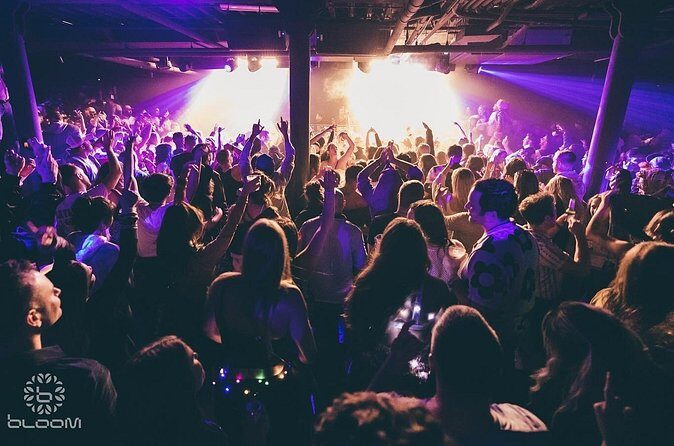 Gaslamp Experience Party Pass 10 clubs - The Guided Option: What You Gain