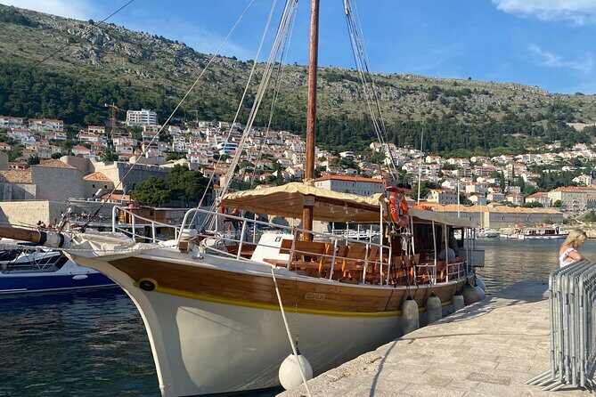 Gastro Cruise | Dinner and Boat ride around Dubrovnik Old Town - Who is This Tour Best For?