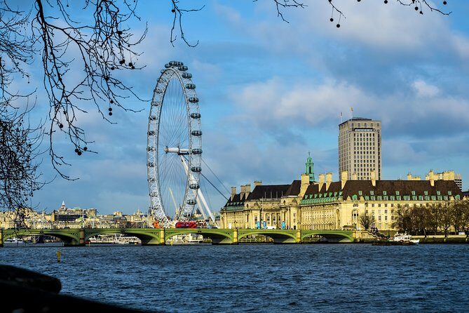 Gatwick Airport to Central London Private Round-Trip - Key Points
