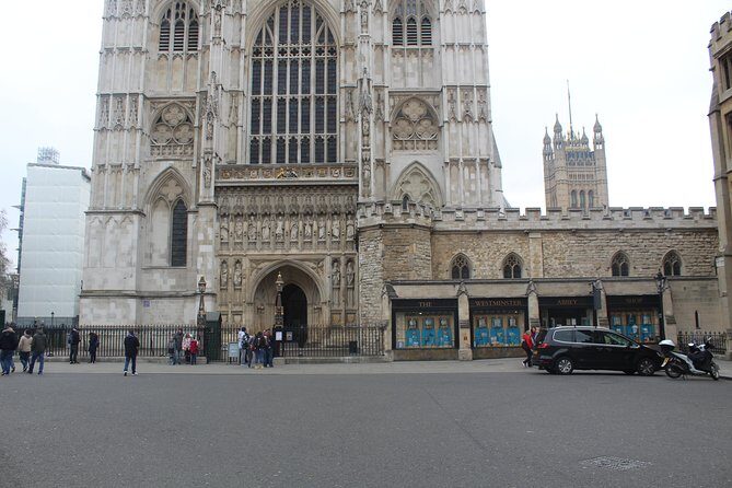 Gatwick Airport to Central London Private Round-Trip - The Itinerary Breakdown