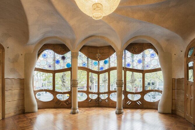 Gaudi Guided Tour: Casa Batllo, La Pedrera & Casa Vicens - Practical Tips for Your Tour