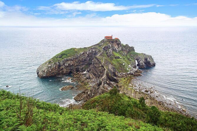 Gaztelugatxe Access, Bermeo & Gernika guided tour from Bilbao - Key Points  